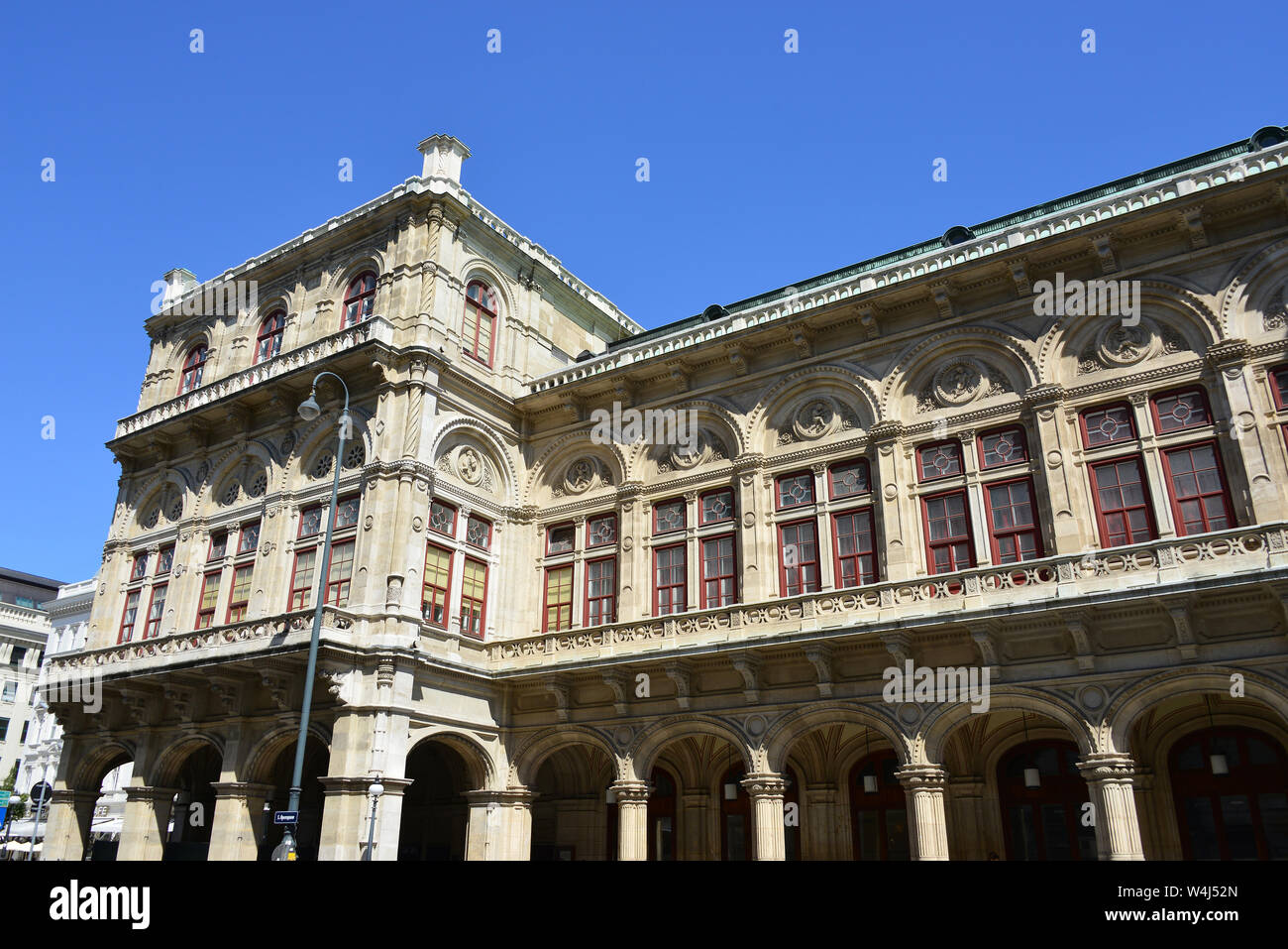Vienna State Opera, Wiener Staatsoper, Vienna, Wien, Austria, Europe ...
