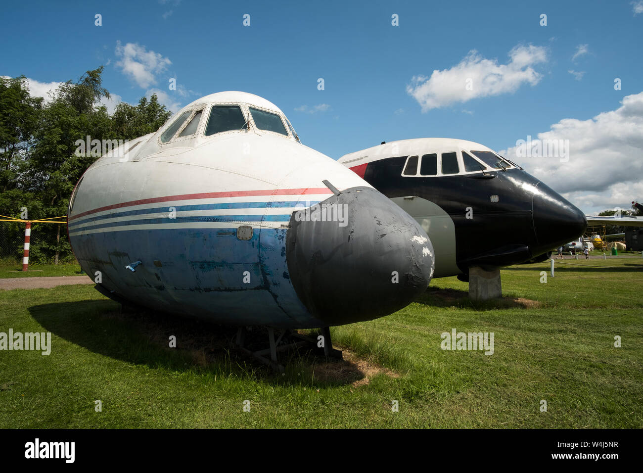 Nose cone aeroplane cargo hi-res stock photography and images - Alamy
