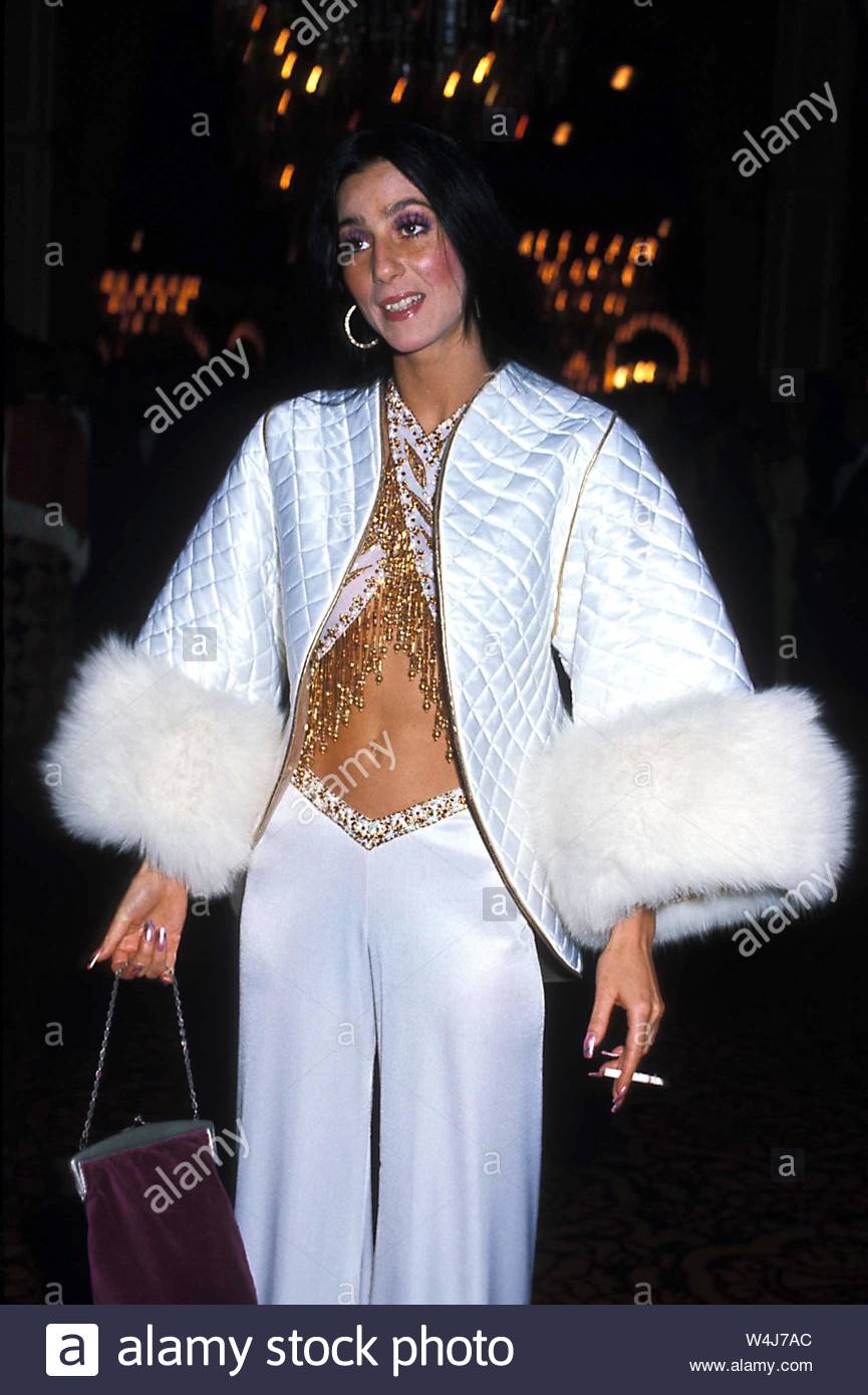 Cher 1975 Stock Photos & Cher 1975 Stock Images - Alamy