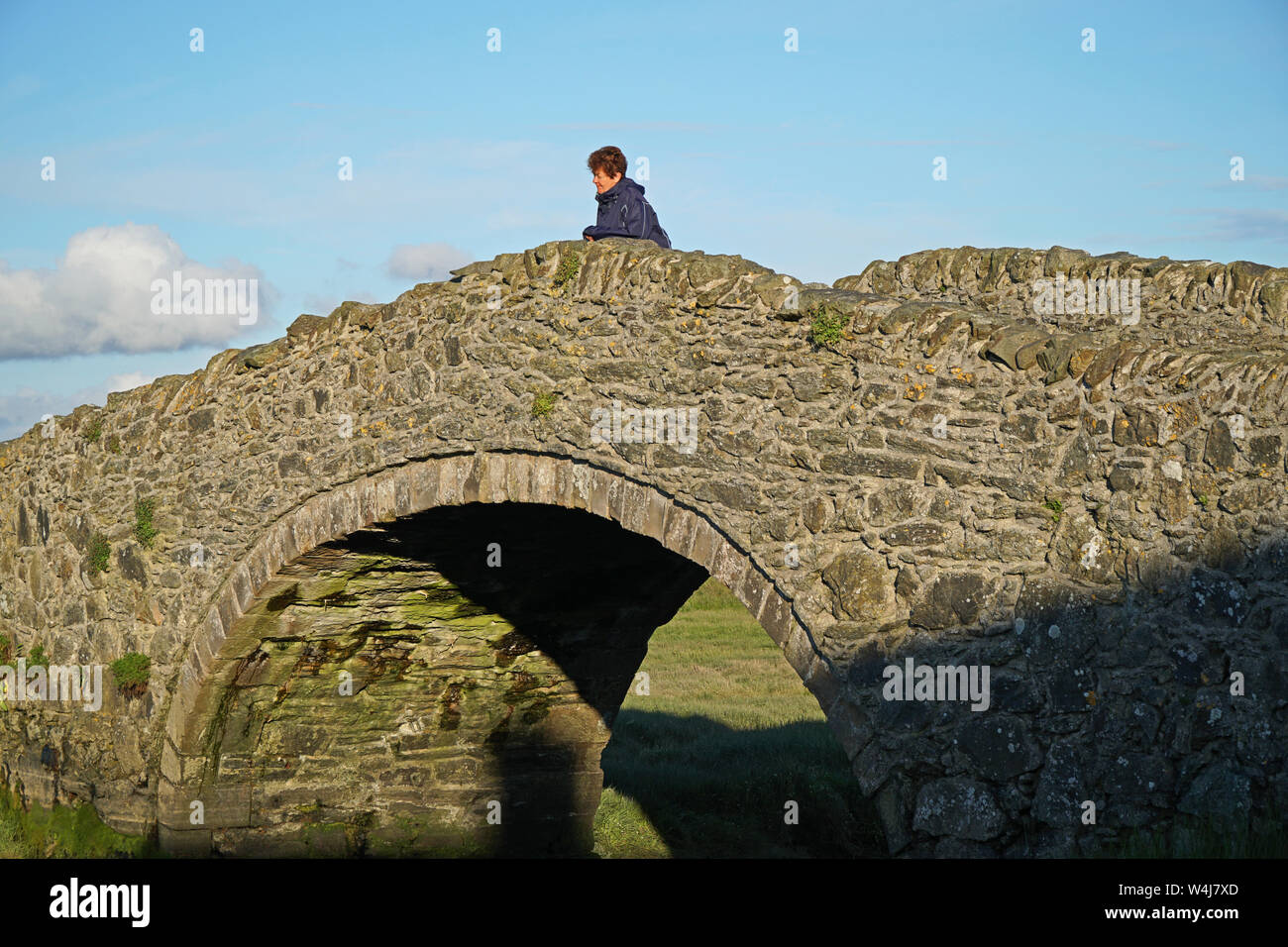 Humpback bridge hi-res stock photography and images - Alamy