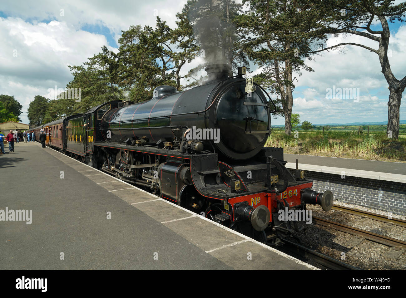 B1 class locomotive 1264 hi-res stock photography and images - Alamy