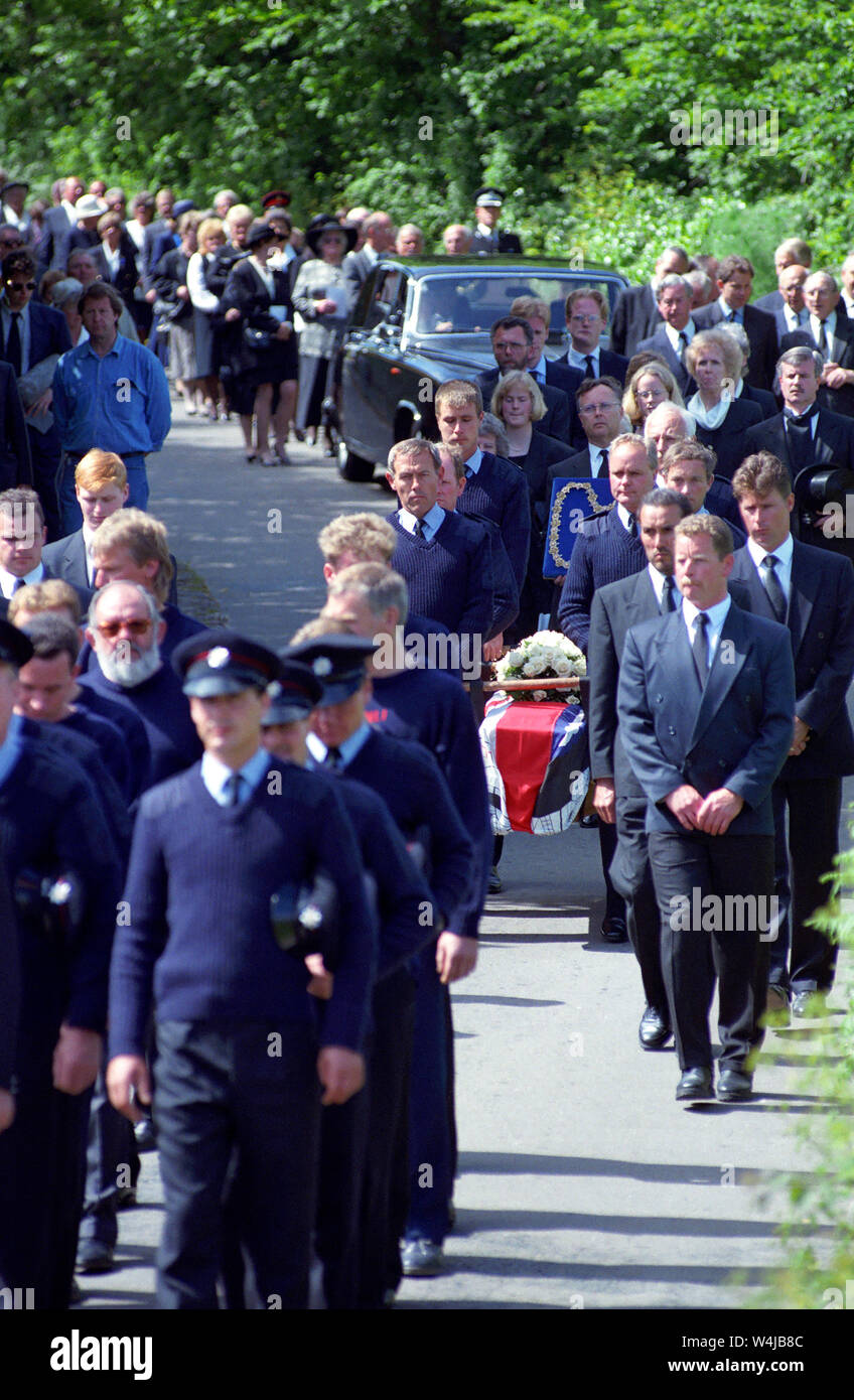 Harold wilson funeral hi-res stock photography and images - Alamy