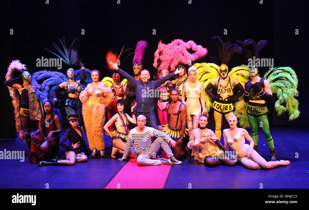 Jean paul gaultier and anna cleveland hi-res stock photography and ...