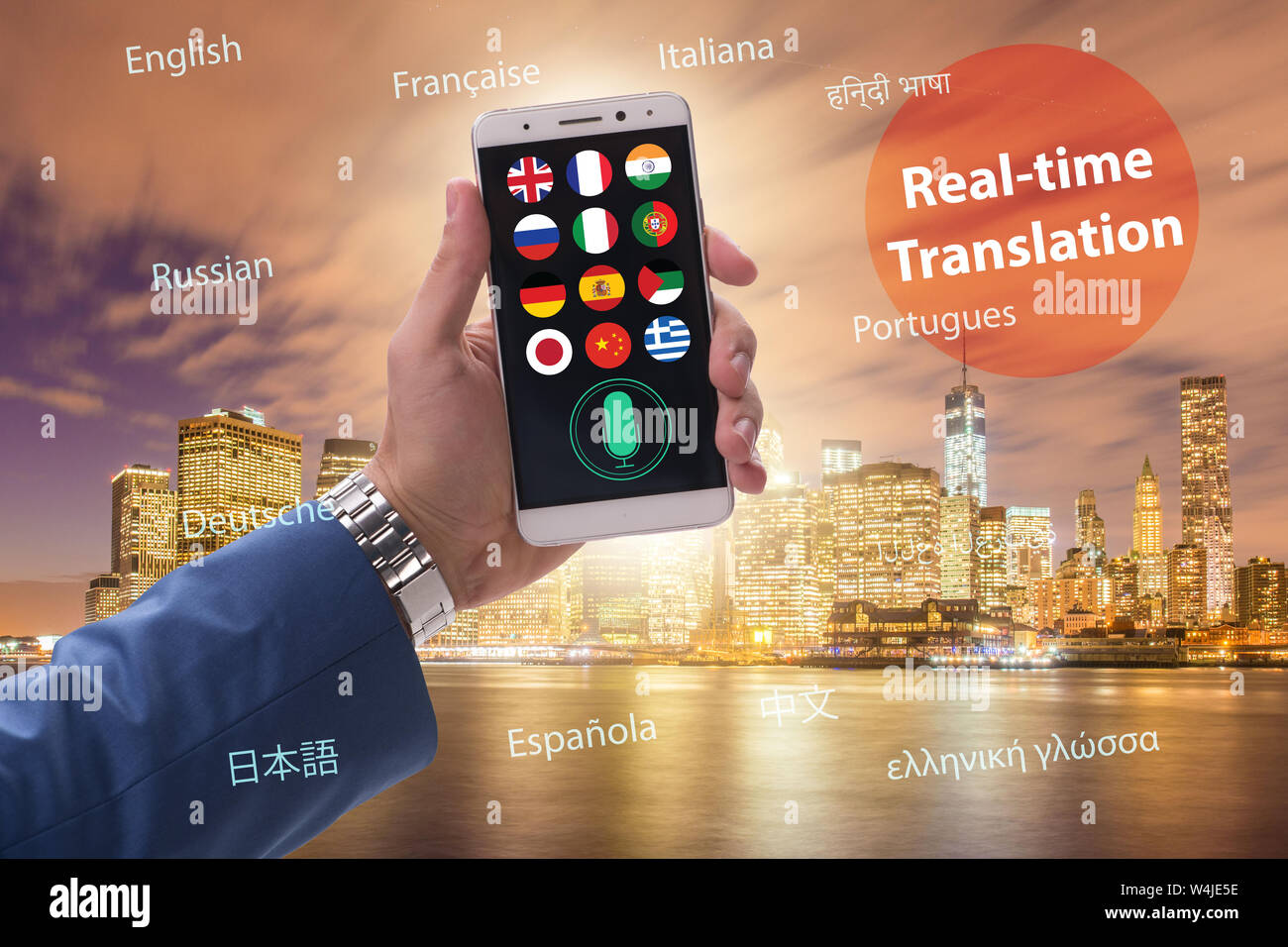 Concept of real time translation with smartphone app Stock Photo - Alamy