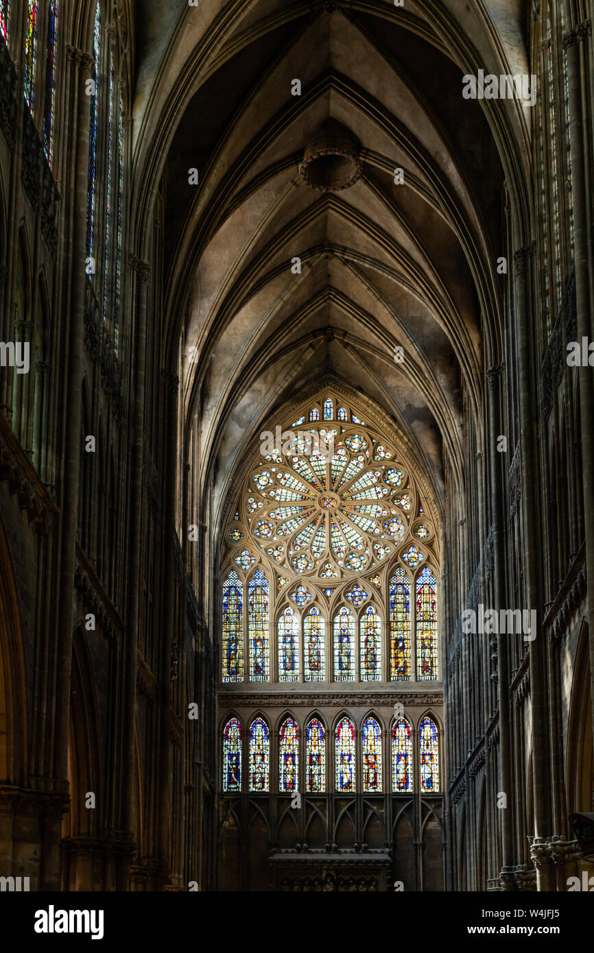 Interior of Roman Catholic Cathedral of Saint Stephen of Metz, France ...
