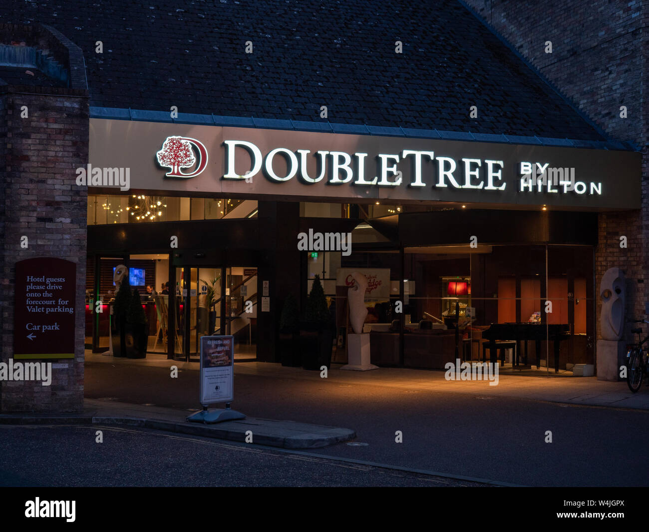 Doubletree By Hilton High Resolution Stock Photography and Images - Alamy