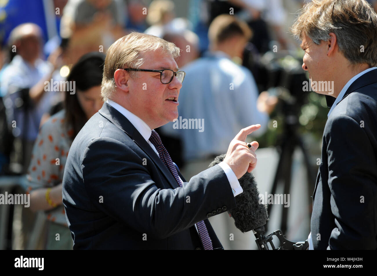 Mp for wickford and rayleigh hi-res stock photography and images - Alamy