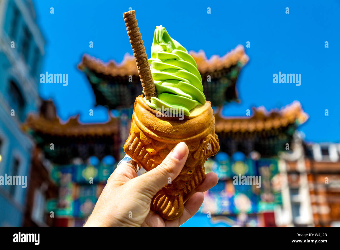 Macha soft serve ice cream in a taiyaki fish cake at Bake 麵包屋 ...