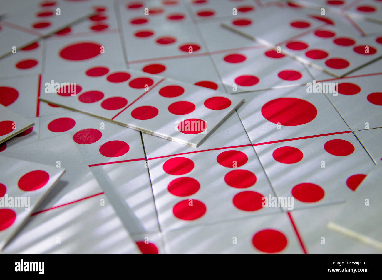 Dominos and playing cards hi-res stock photography and images - Alamy