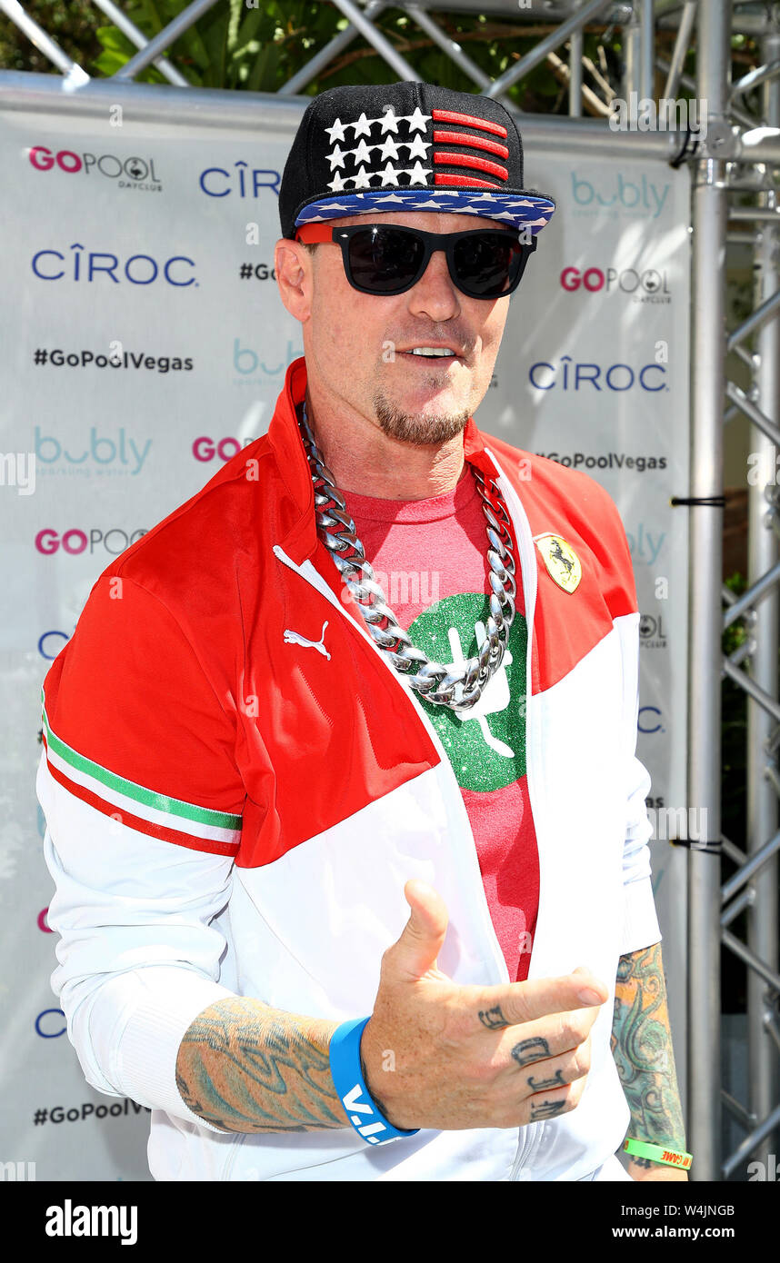 Vanilla Ice Performs Live at Flamingo Las Vegas Go Pool Dayclub ...