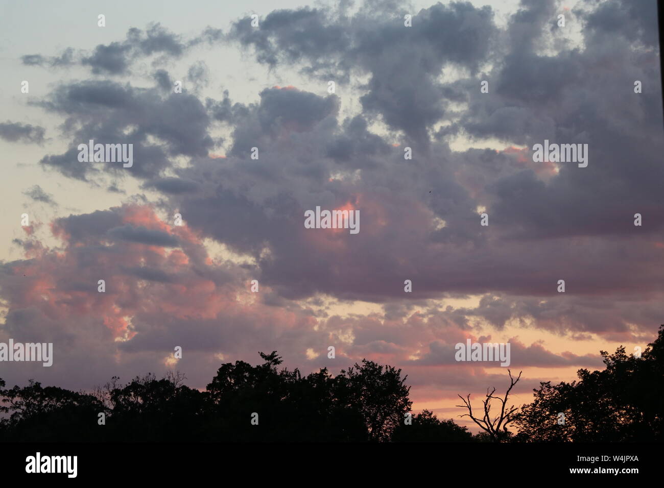 Angry sunset hi-res stock photography and images - Alamy