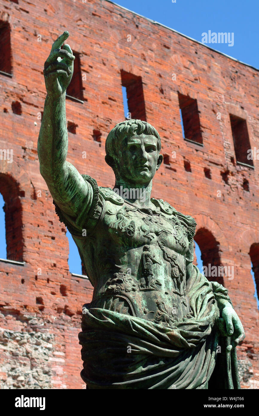 Statue caesar augustus turin hi-res stock photography and images - Alamy