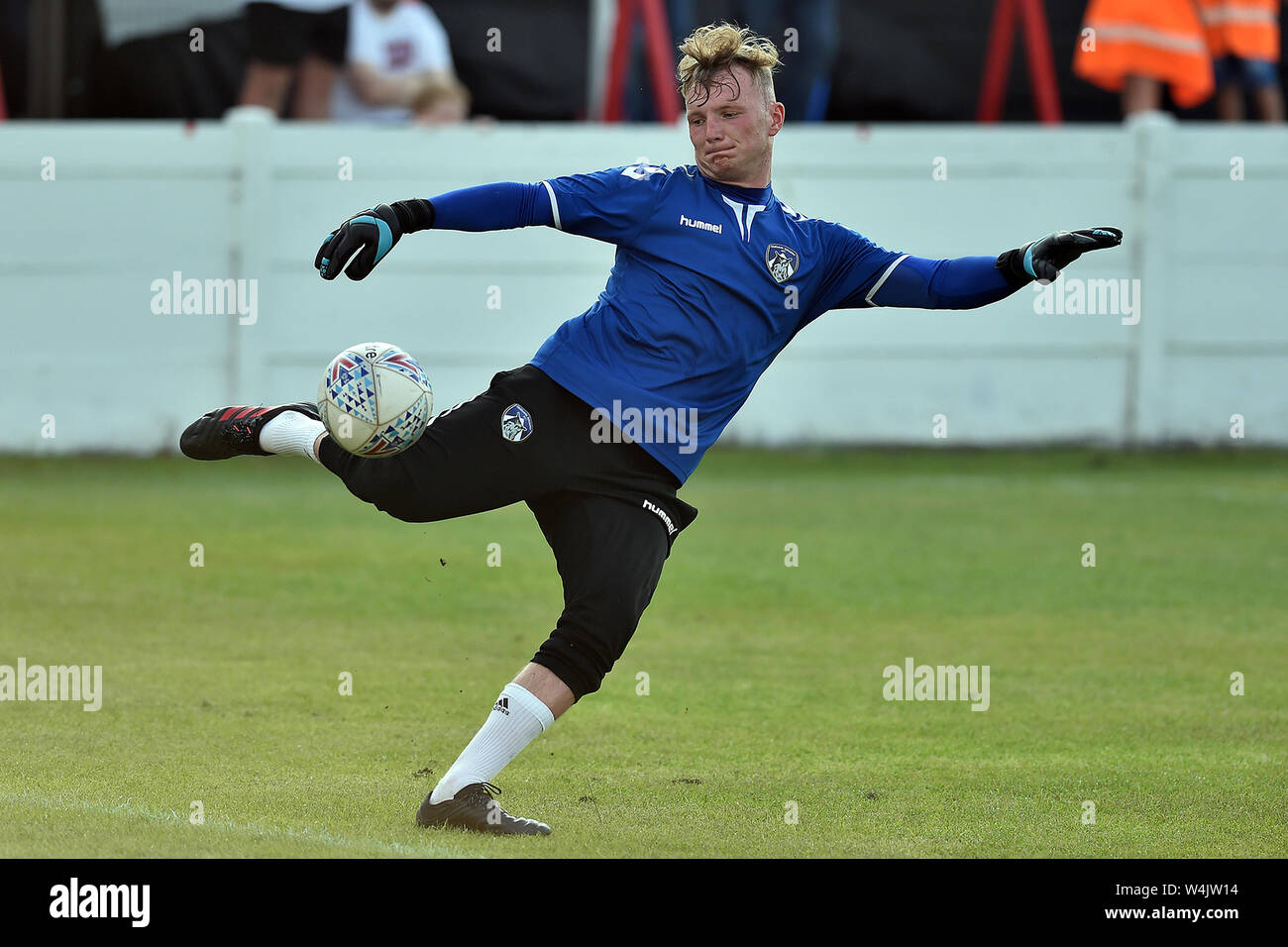 Pre season friendly match hurst cross stadium hi-res stock photography ...