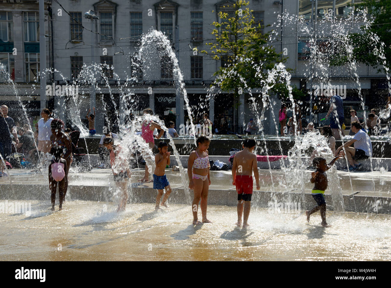 Children cooling in Nottingham fountain Stock Photo - Alamy