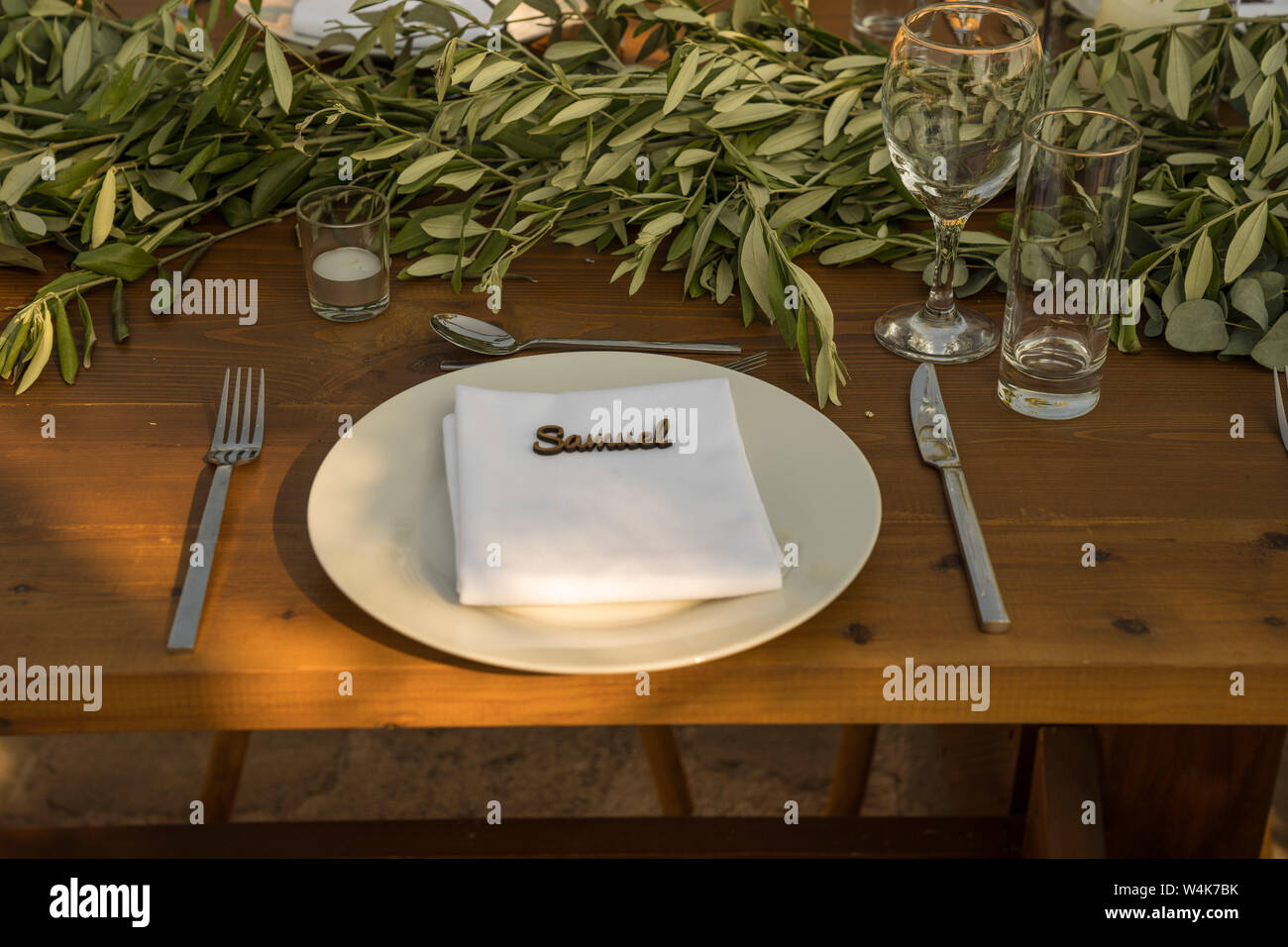 Greek Cypriot Traditional Wedding Table Decorations at the Wedding ...