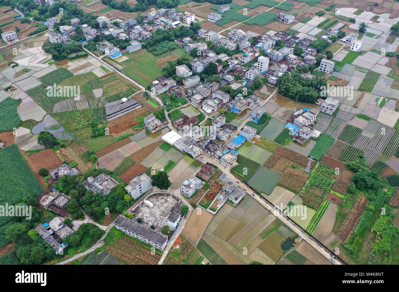 Chengjiang and chengjiang hi-res stock photography and images - Alamy