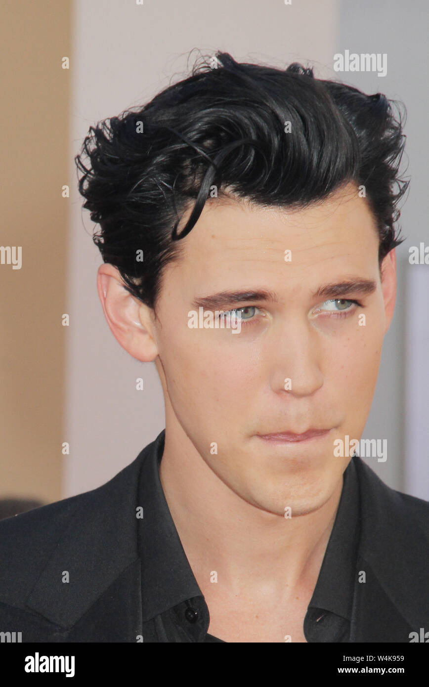 Austin butler once upon a time hi-res stock photography and images - Alamy