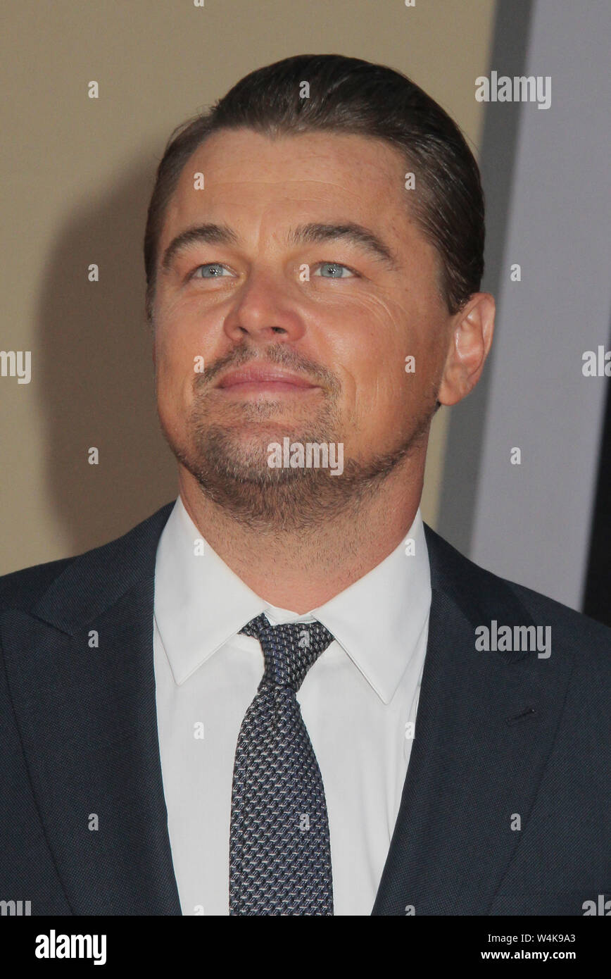 A_ Leonardo Dicaprio High Resolution Stock Photography and Images - Alamy