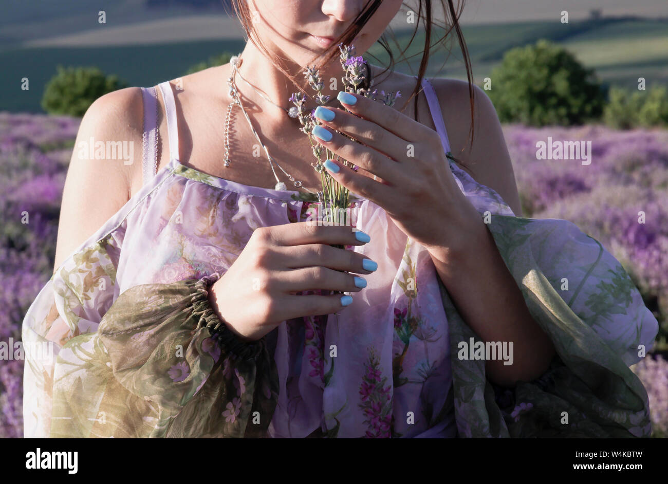 Hand tinting hi-res stock photography and images - Alamy