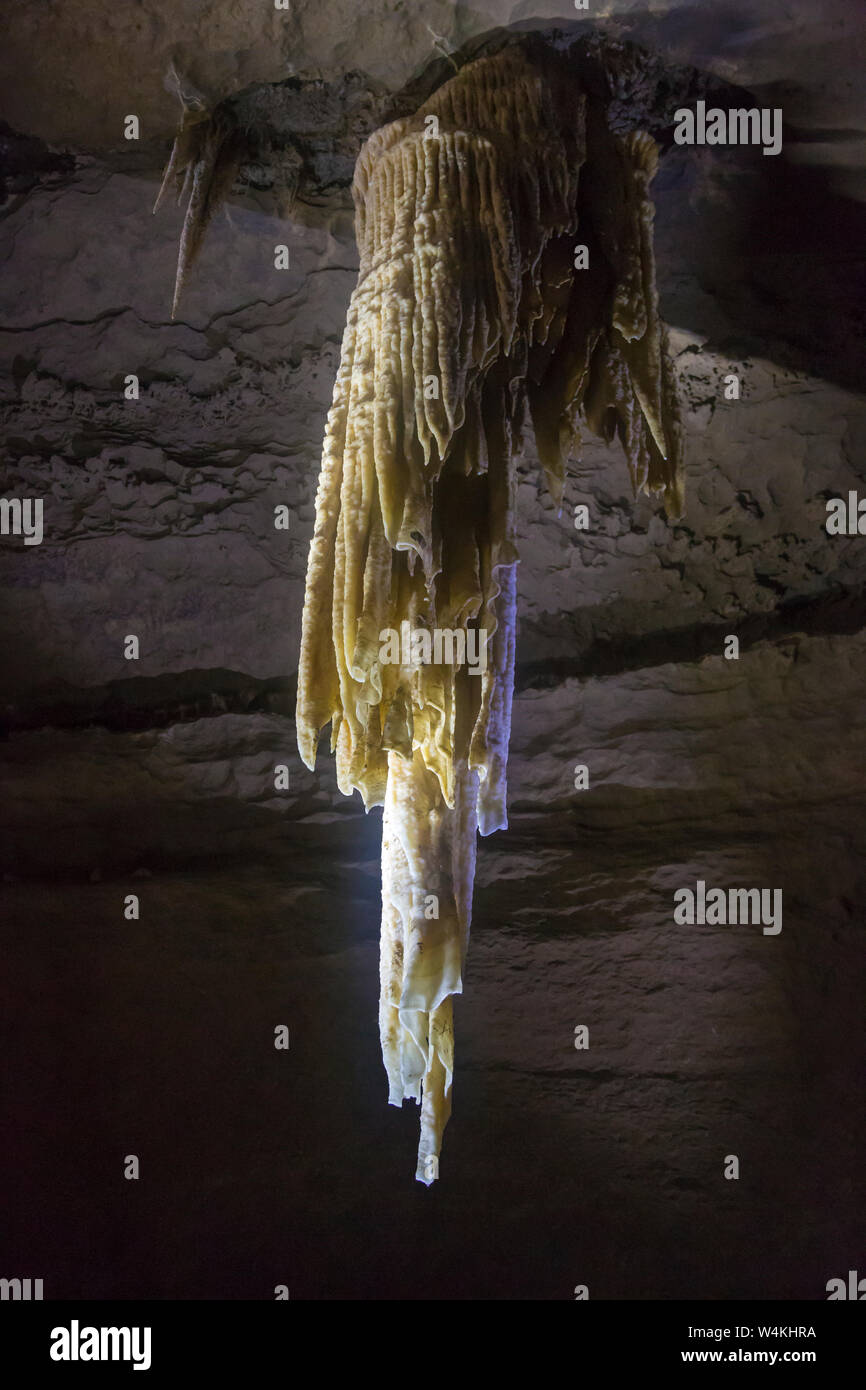 Sea Cave Ireland Caves High Resolution Stock Photography and Images - Alamy