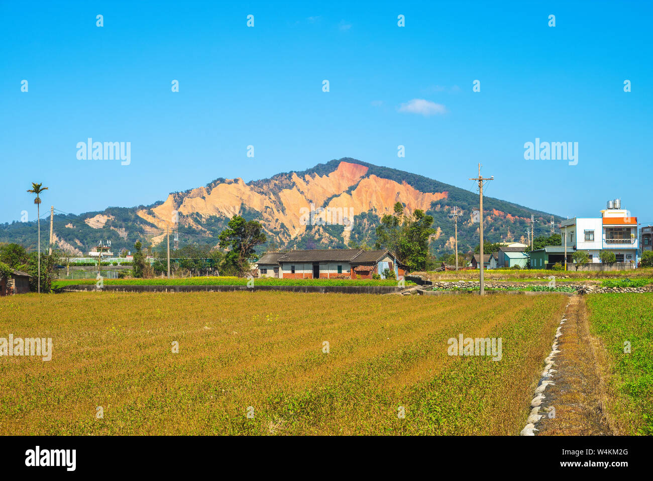 Mountain peak in desert hi-res stock photography and images - Alamy