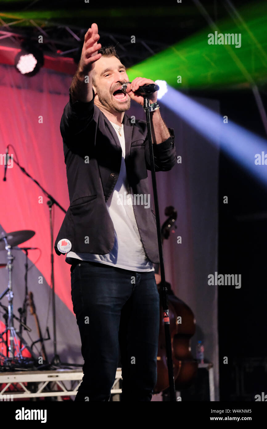 Felix Riebl Singer High Resolution Stock Photography and Images - Alamy