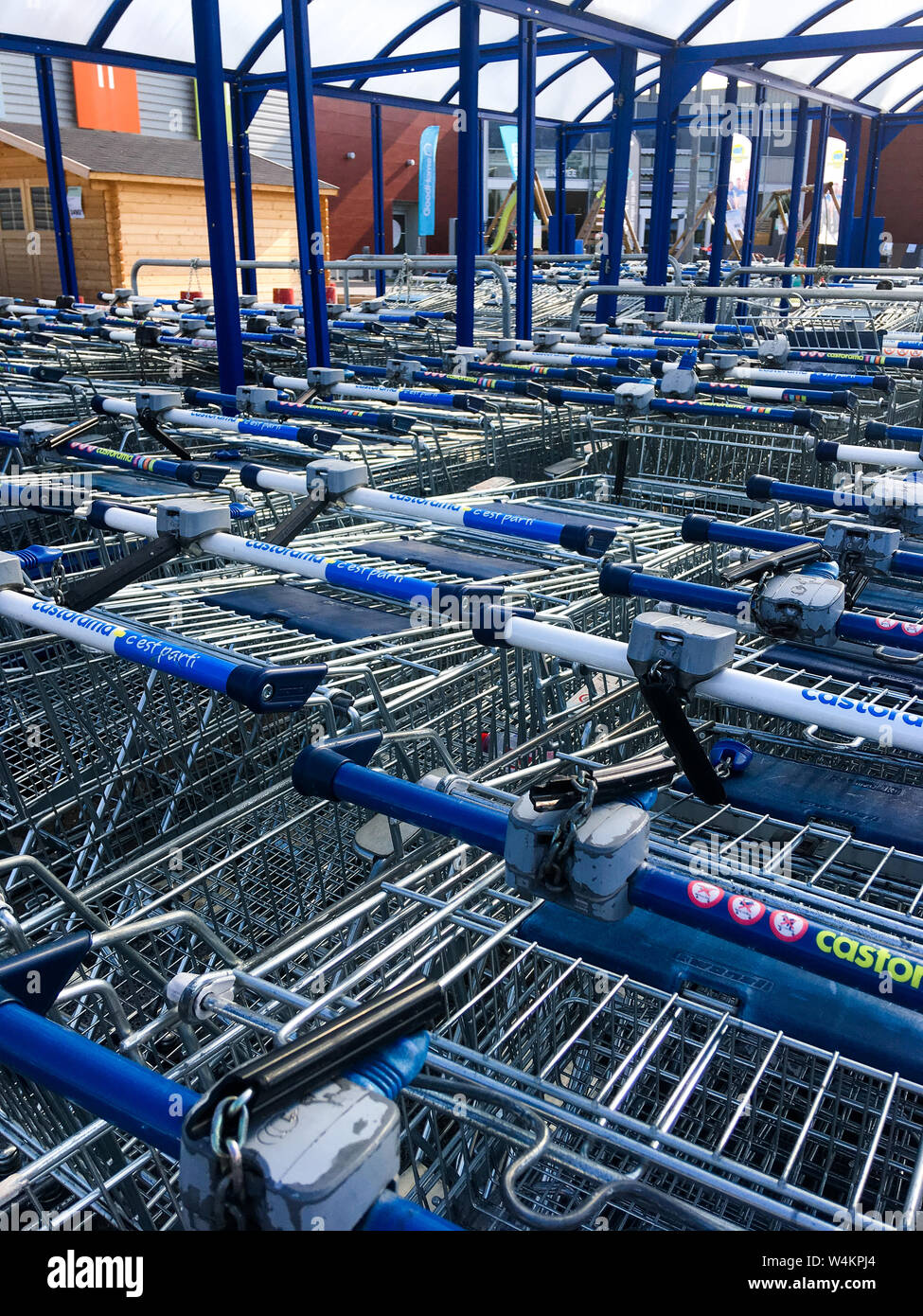 Shopping carts, Castorama, Bron, France Stock Photo - Alamy