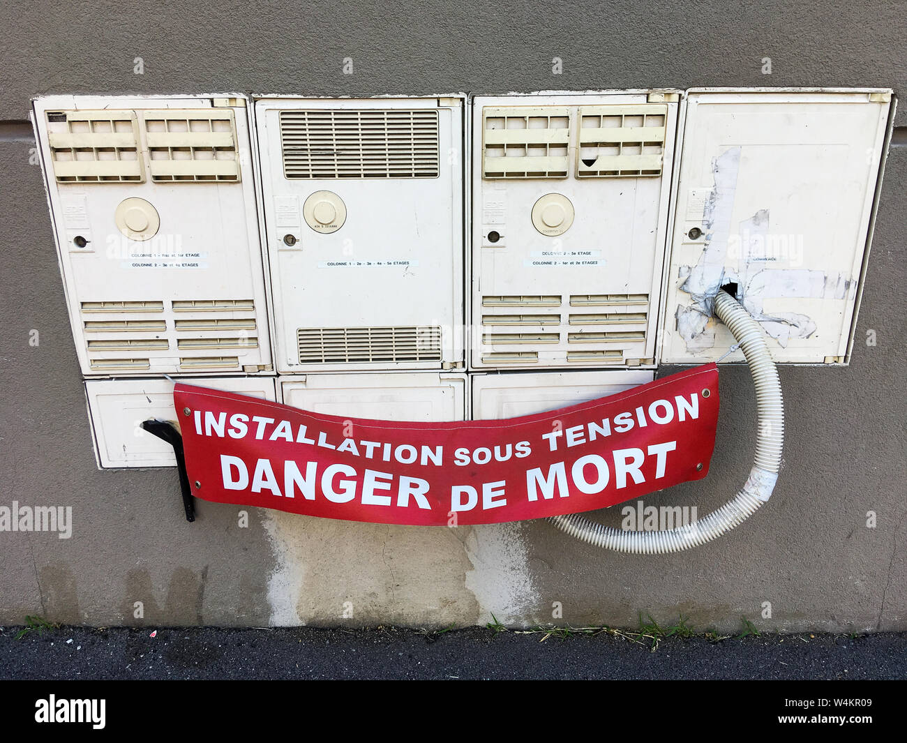 Electrical Death High Resolution Stock Photography and Images - Alamy