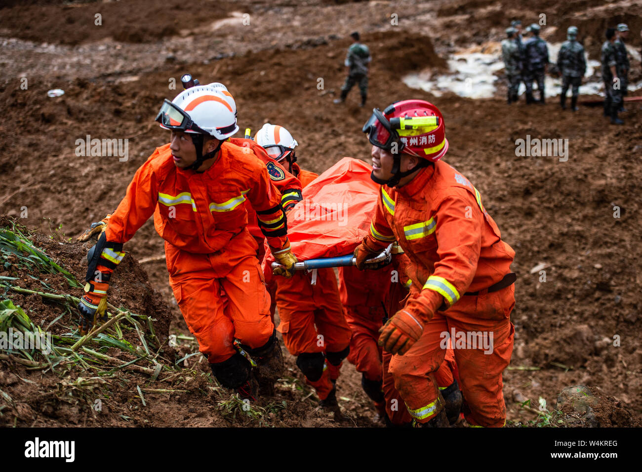 Burying a body hi-res stock photography and images - Alamy