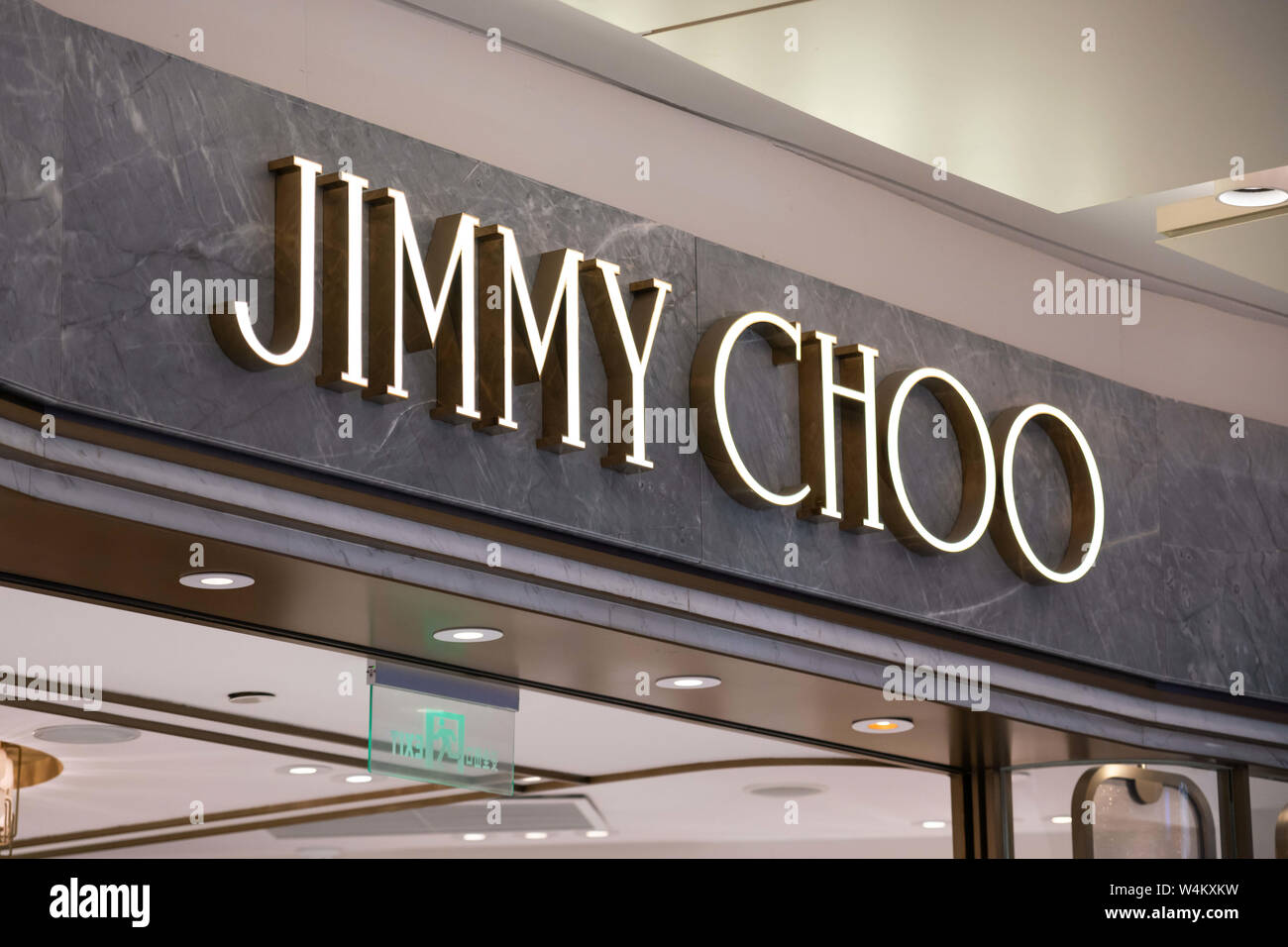 Jimmy choo shop sign hi-res stock photography and images - Alamy
