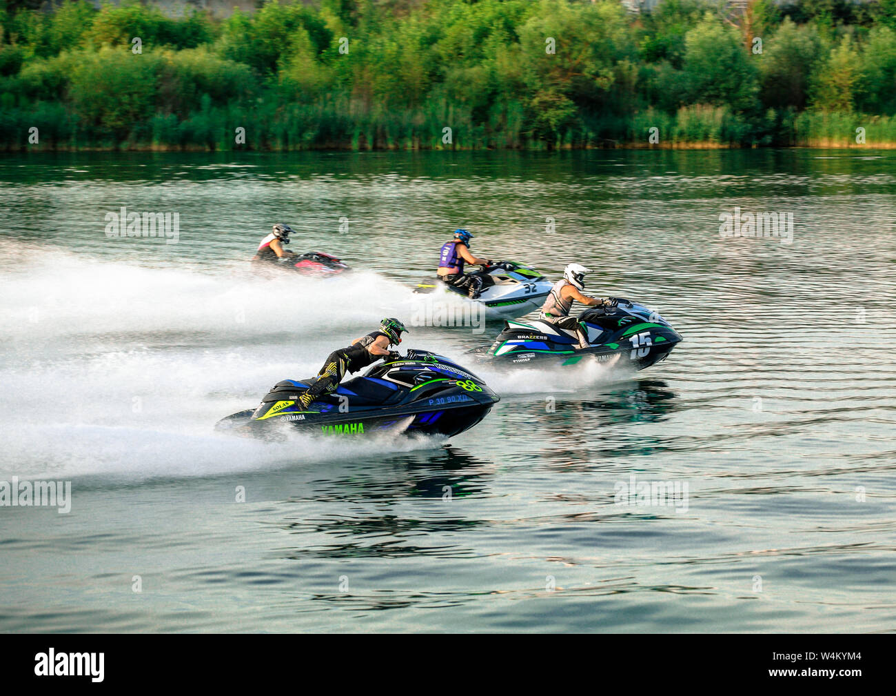 Pond skis hi-res stock photography and images - Alamy