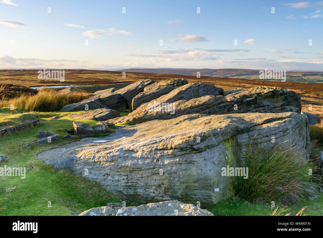 Rocky outcrop of land hi-res stock photography and images - Alamy