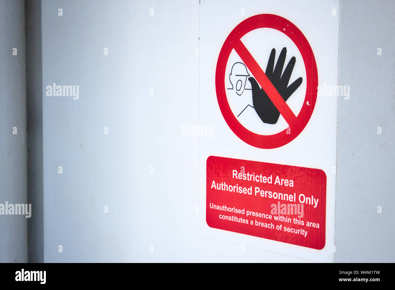 Security zone restricted access sign hi-res stock photography and ...