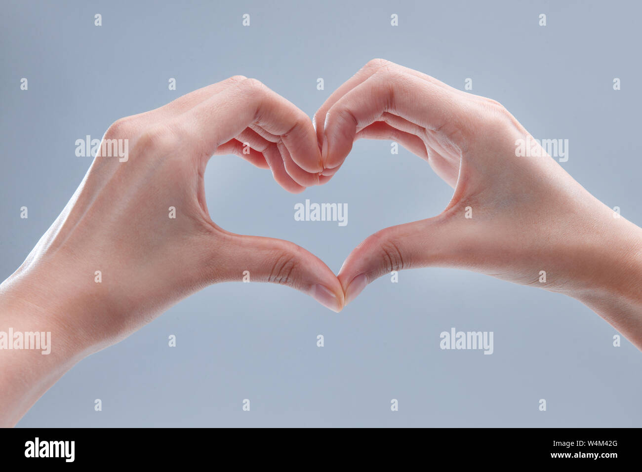 Hand gestures china hi-res stock photography and images - Alamy