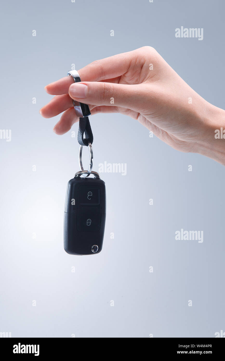 Hand car keys Stock Photo - Alamy