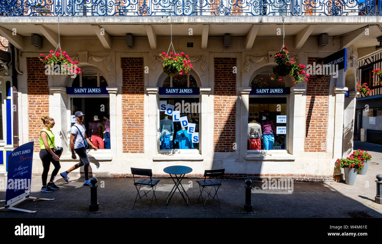 Bernay france hi-res stock photography and images - Alamy