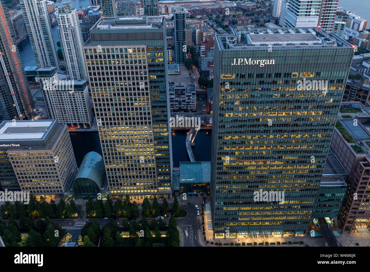 Canary Wharf Buildings Stock Photo - Alamy