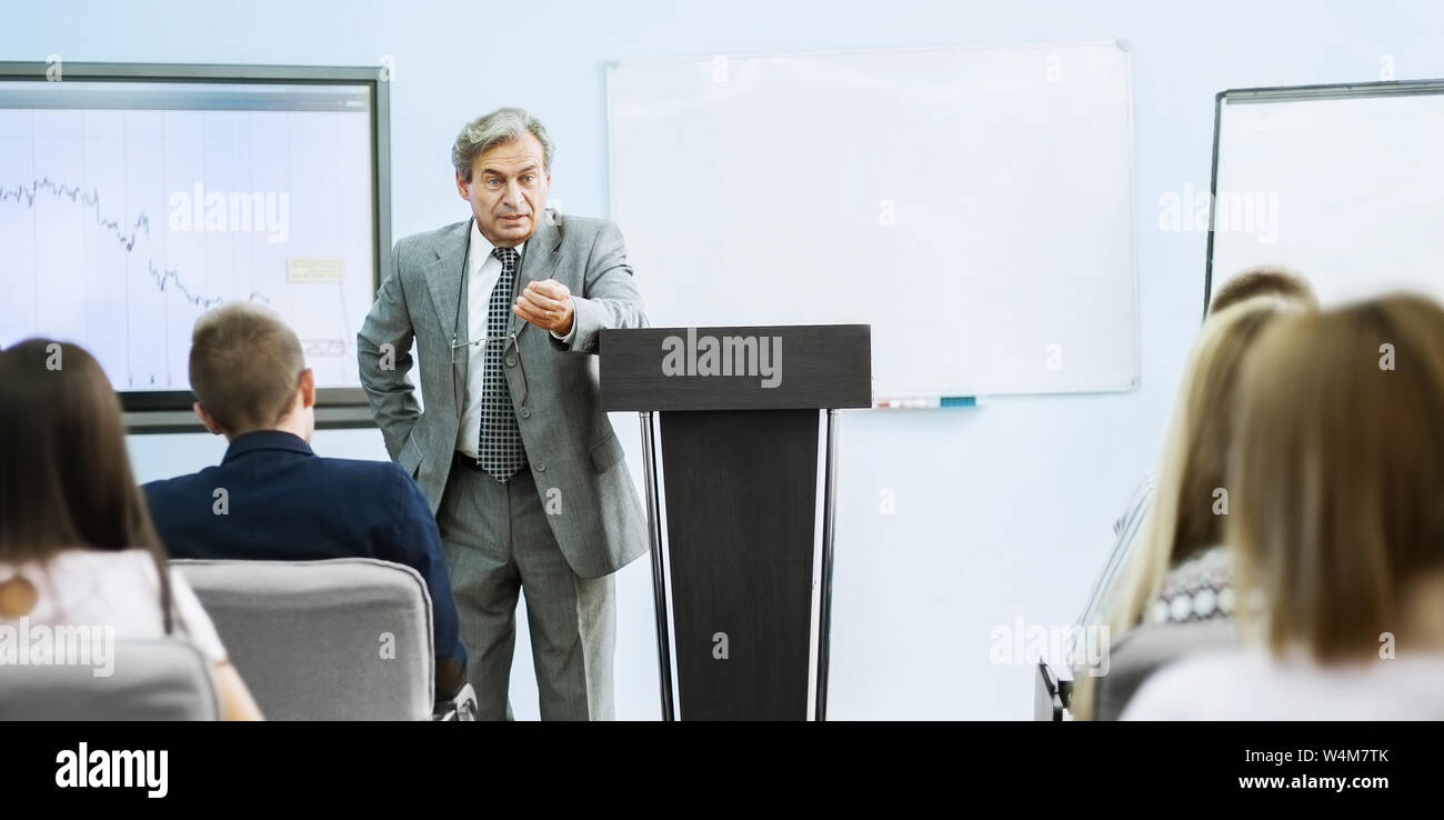 Businessman giving a presentation at the conference. teamwork concept ...