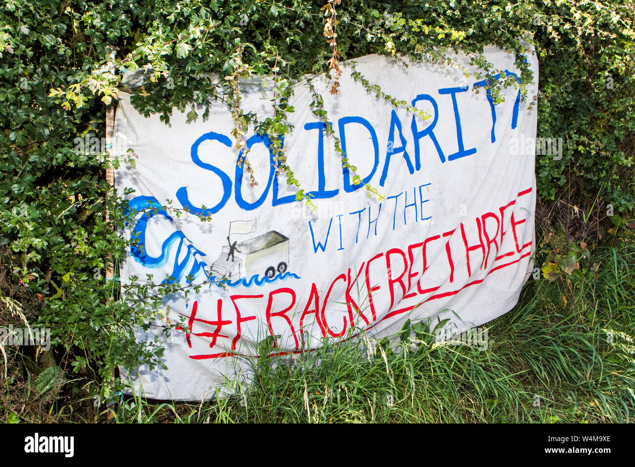 Controversial shale gas drilling hi-res stock photography and images ...