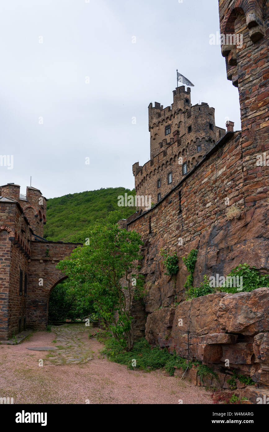 Sooneck castle hi-res stock photography and images - Alamy