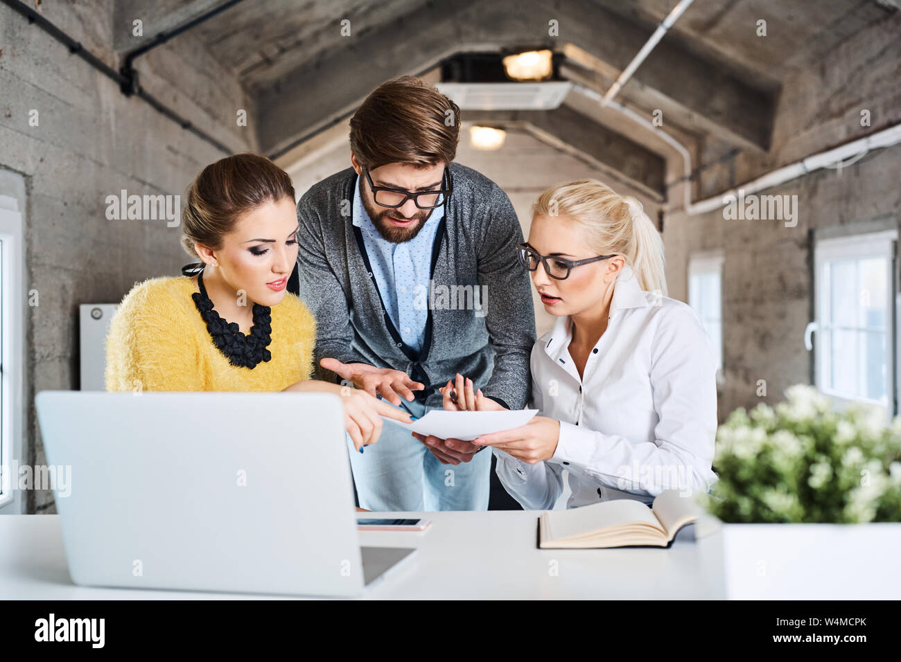 Angry business people discussing at the office, coworkers conflict ...