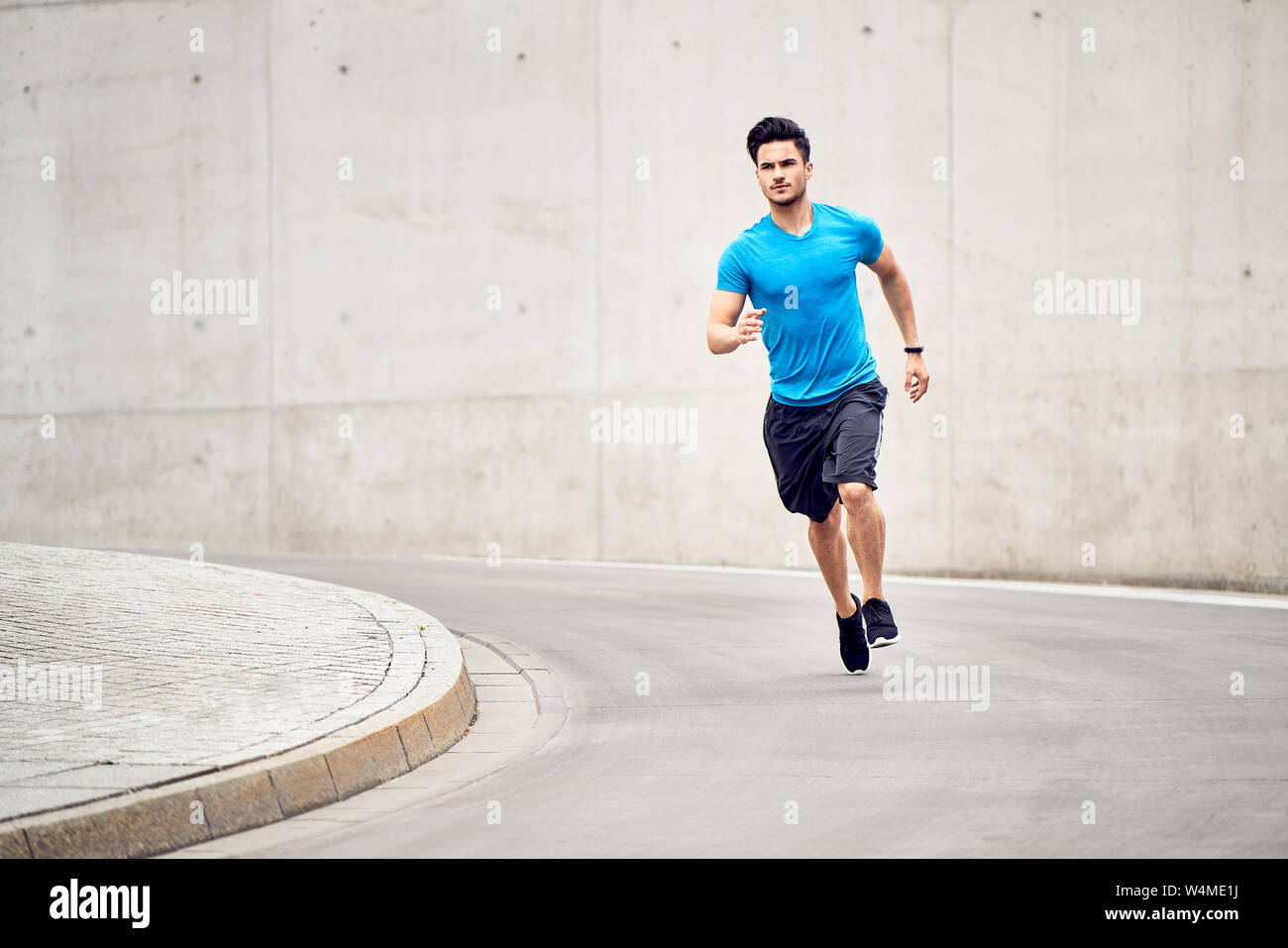 One man exercise jogging city hi-res stock photography and images - Alamy