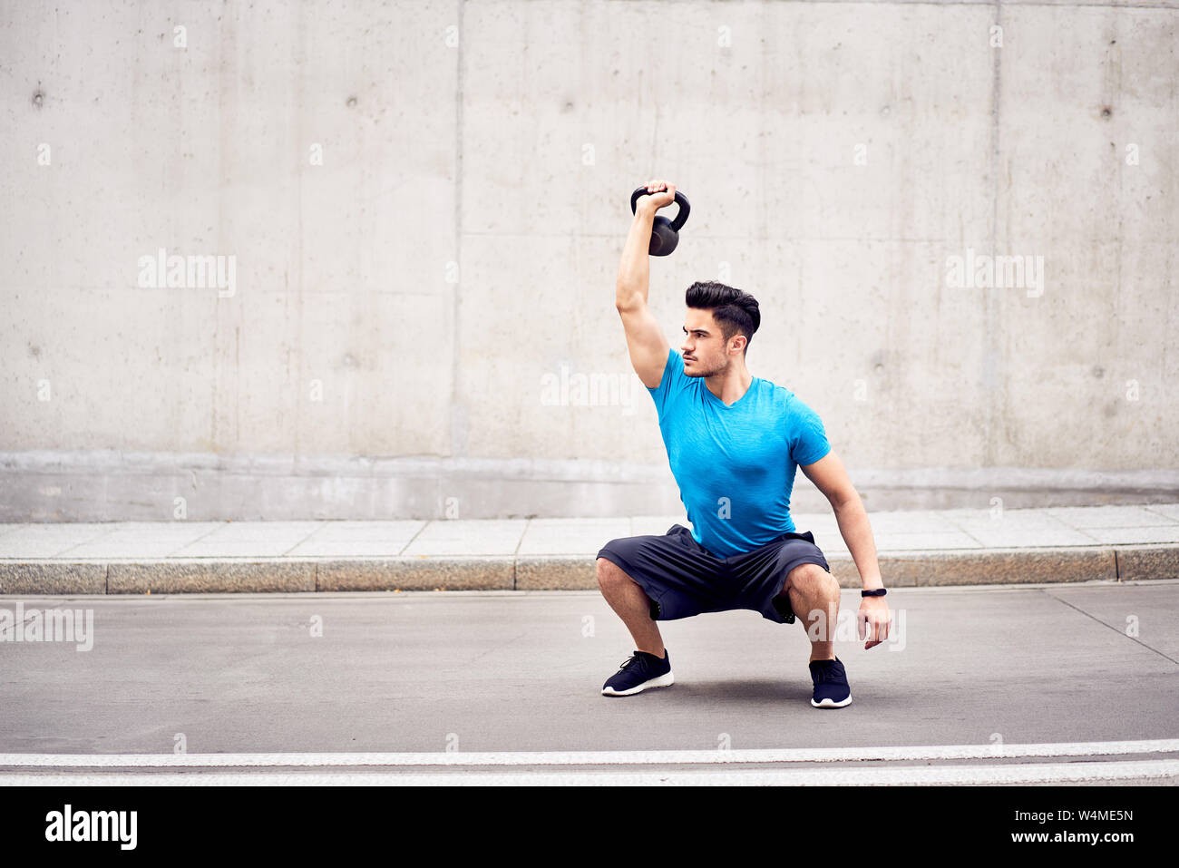Man squat not woman sport hi-res stock photography and images - Alamy