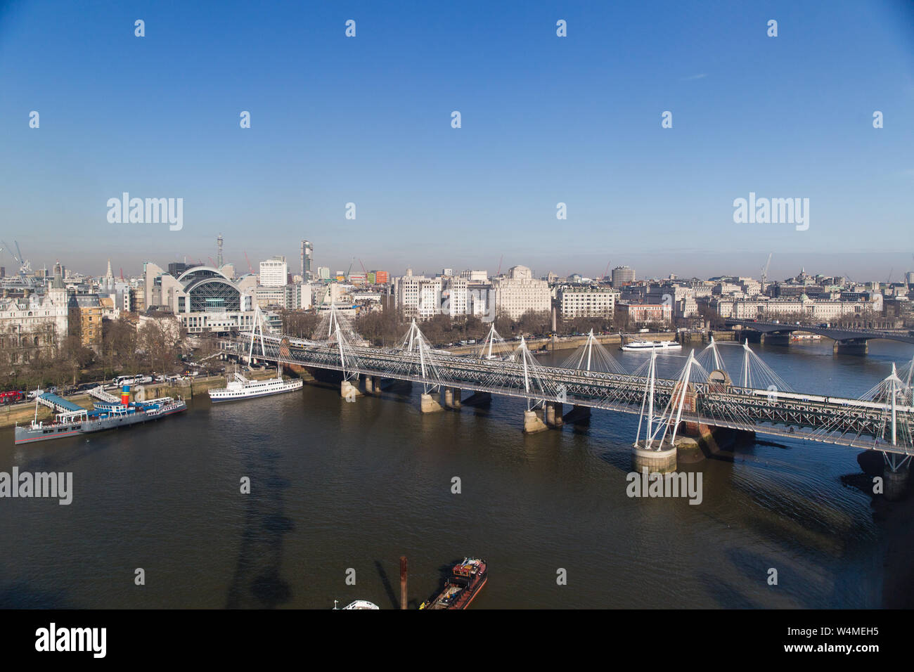 Bridge harbor landmarks bridges hi-res stock photography and images - Alamy