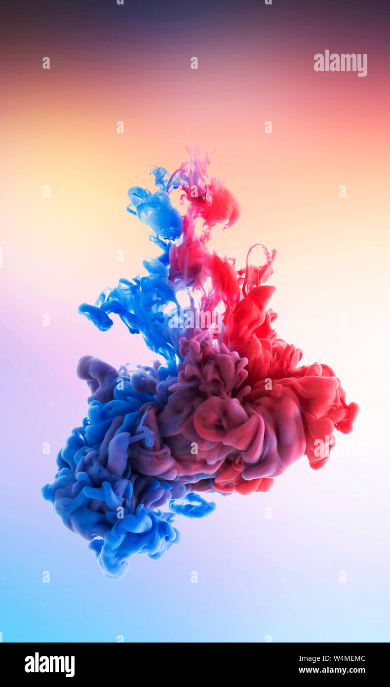 Pigment dissolved in water Stock Photo - Alamy