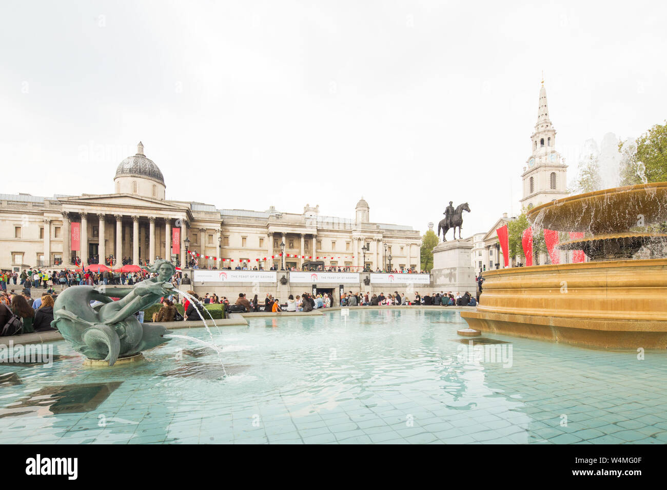 Trafalgar square plaza hi-res stock photography and images - Alamy