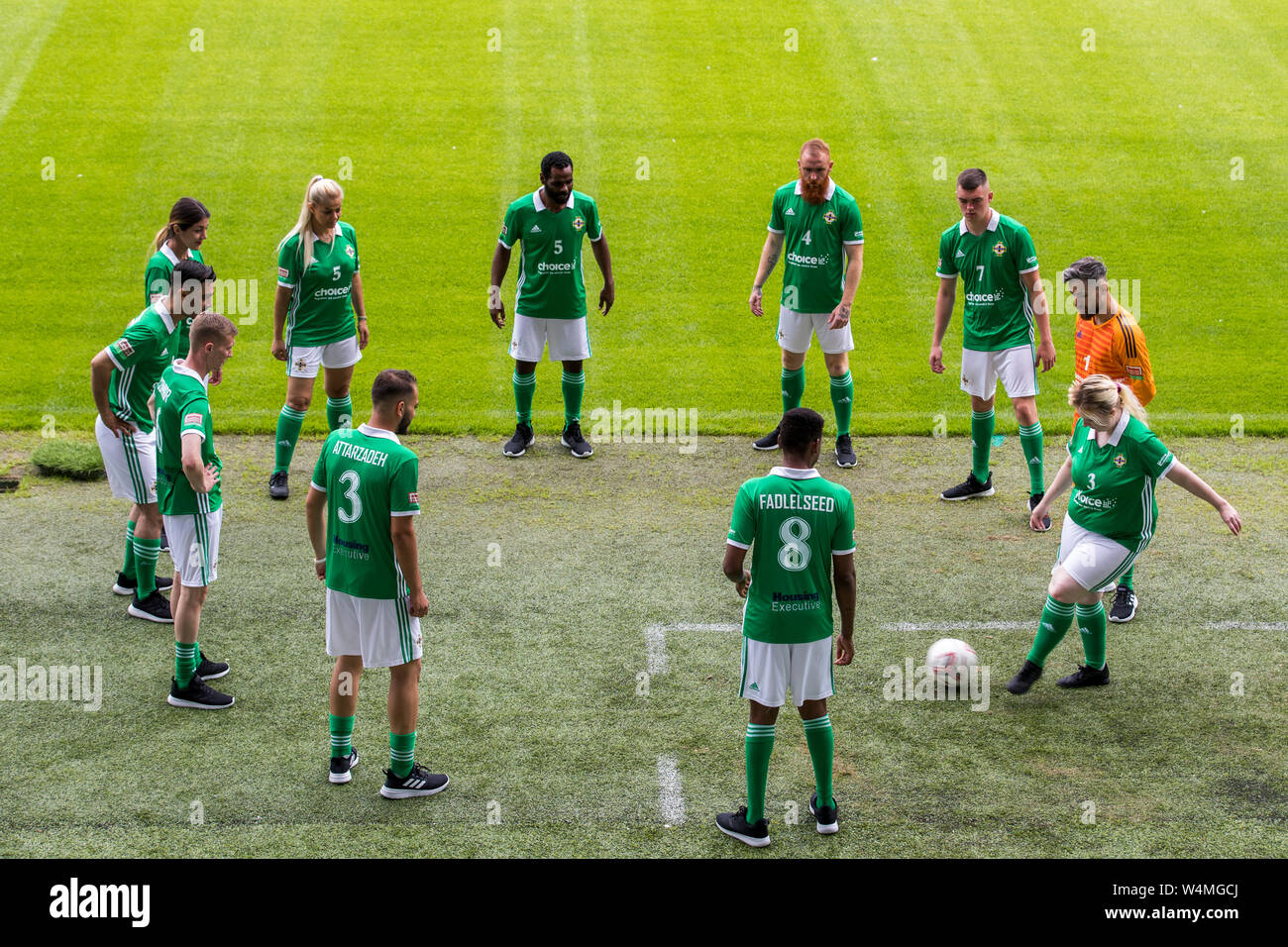 Players from the Northern Ireland men's and women's homeless football ...
