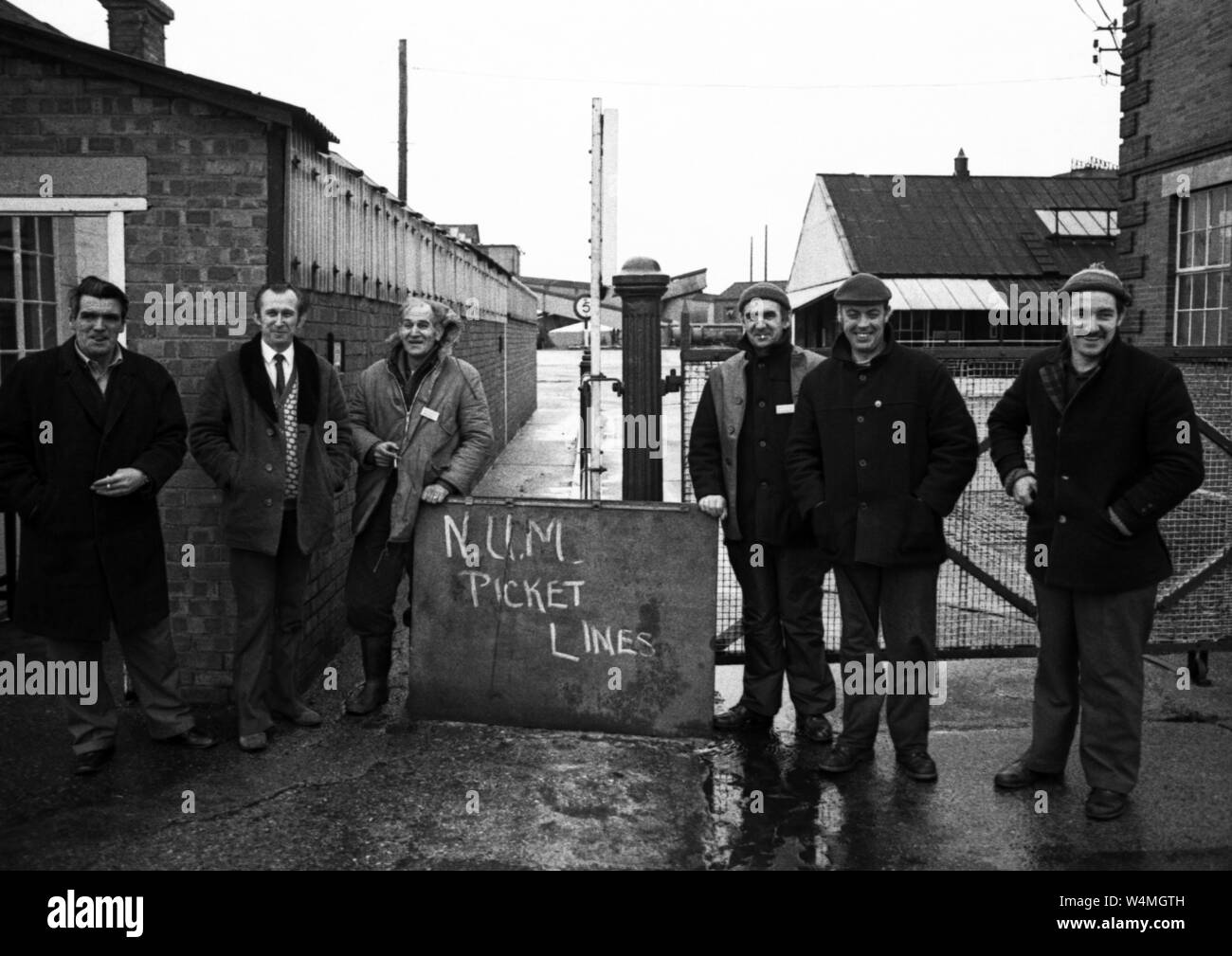 1974 Miners Strike High Resolution Stock Photography and Images - Alamy