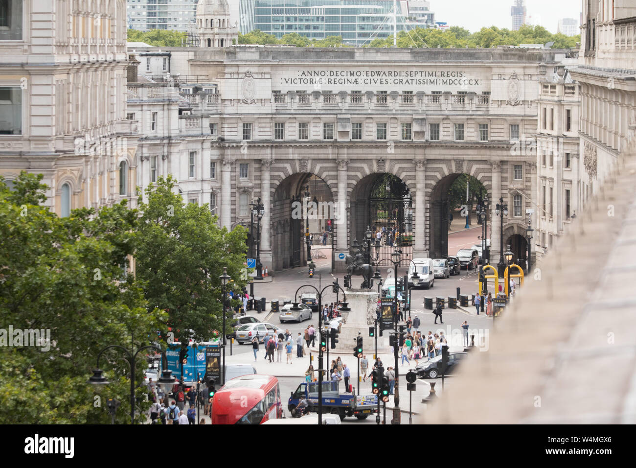 Archway government building hi-res stock photography and images - Alamy