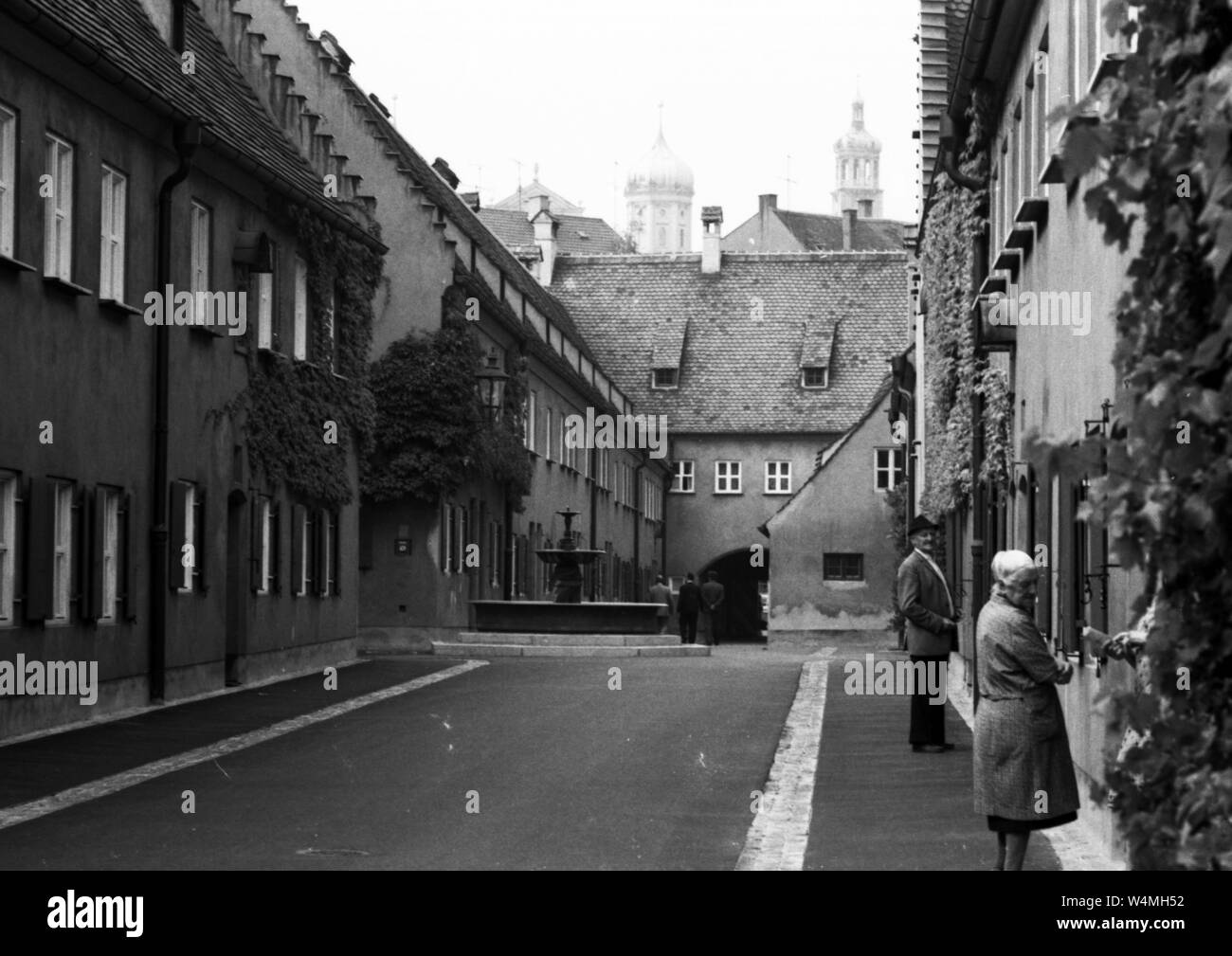 Settlement story Black and White Stock Photos & Images - Alamy